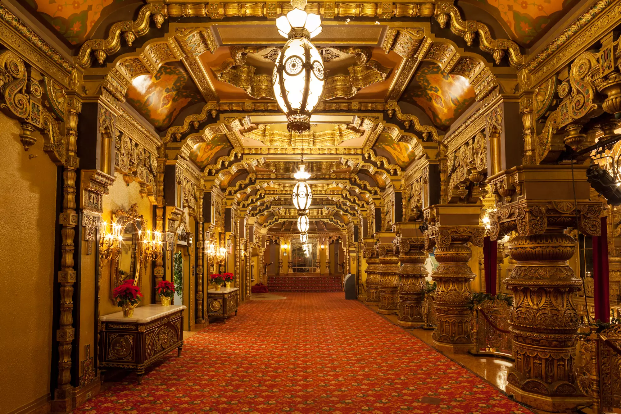 United Palace Theatre, Loew's 175th Street Theatre, Loew's Wonder Theatres, Washington Heights theatre, Reverend Ike, United Palace of Cultural Arts, Thomas W. Lamb