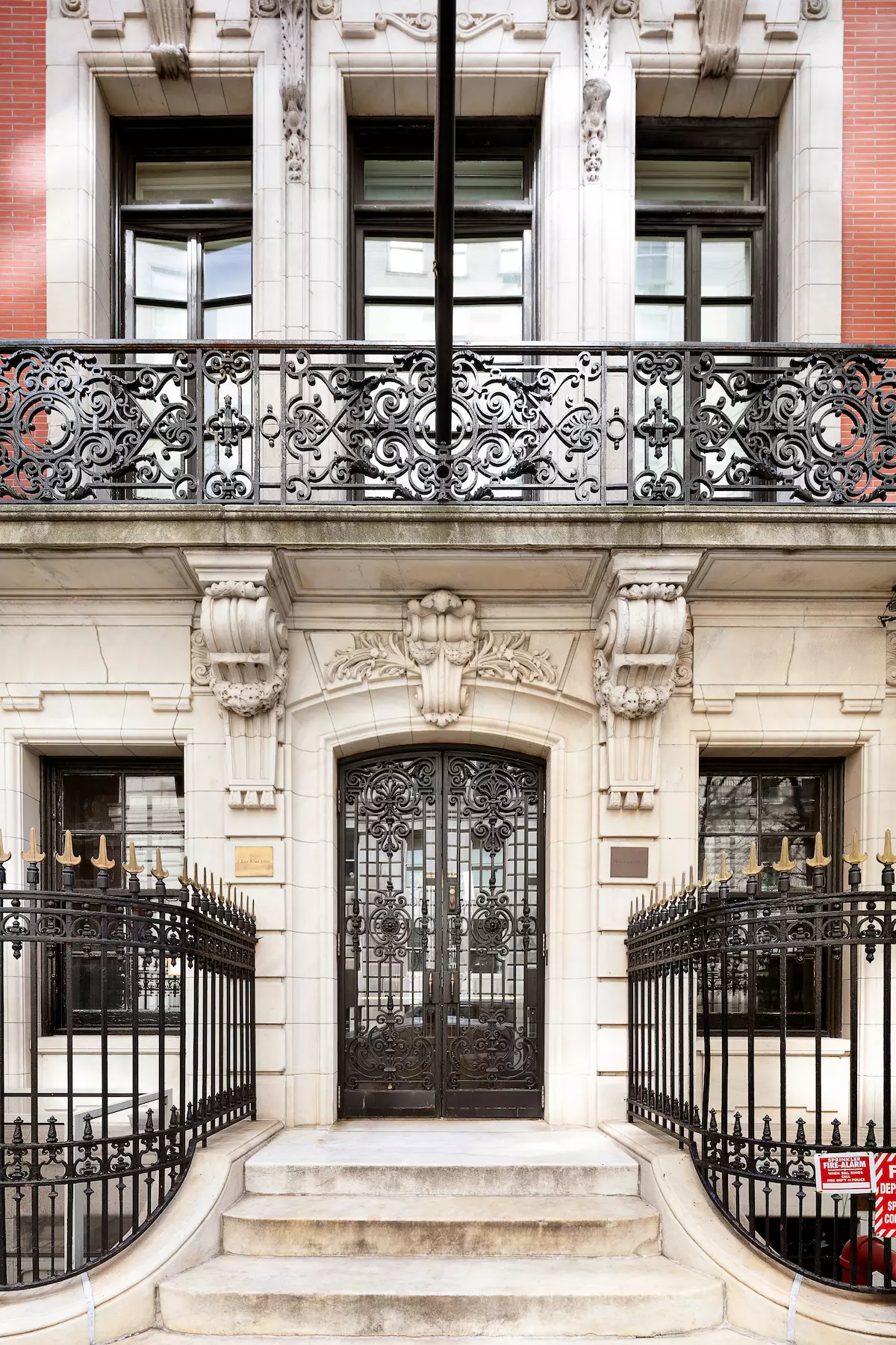 2 East 82nd Street, Marymount School, listados interesantes, Upper East Side