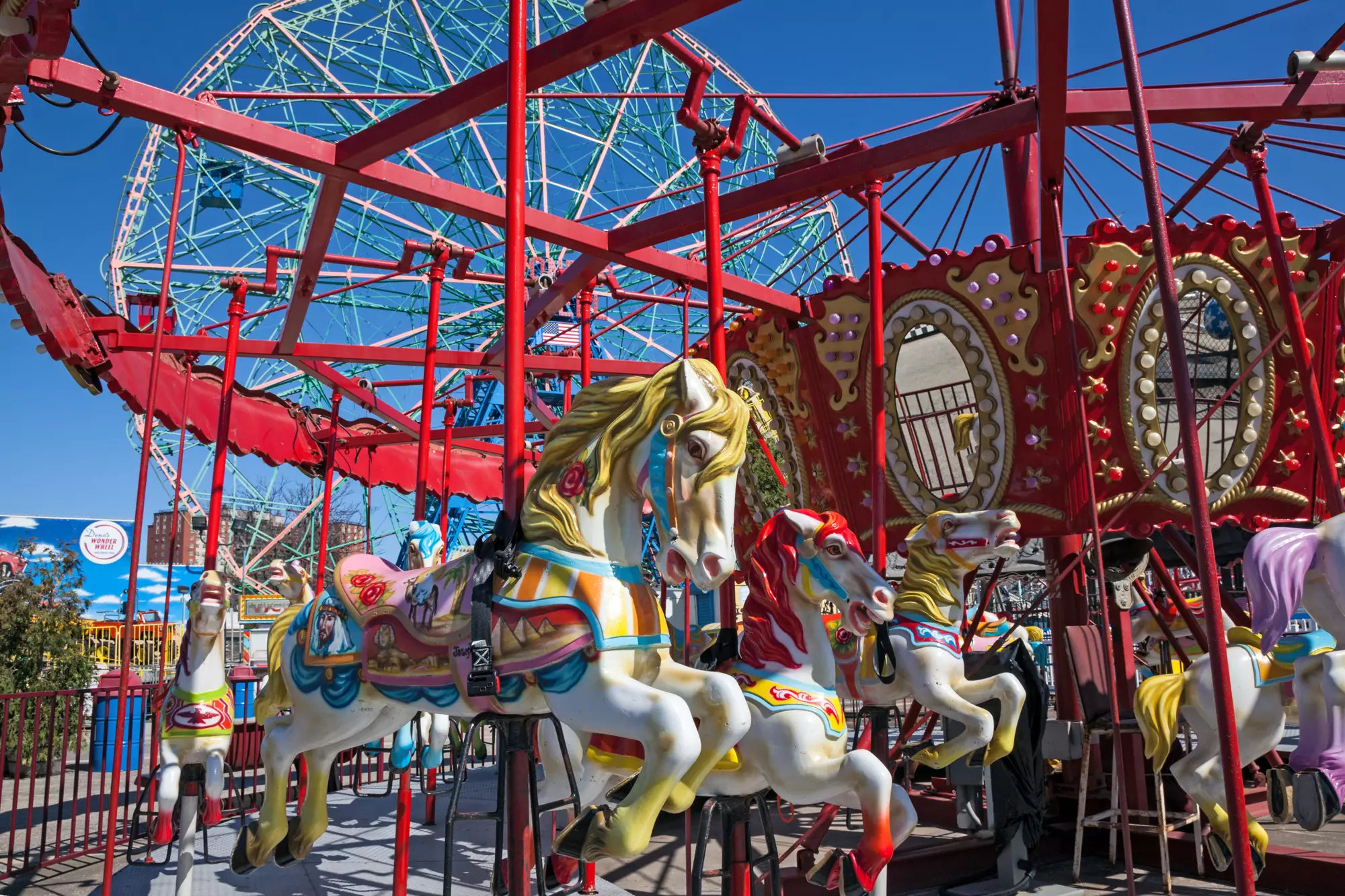 FOTOS: Vea cómo la histórica Wonder Wheel de Coney Island se prepara para la temporada 10108_20
