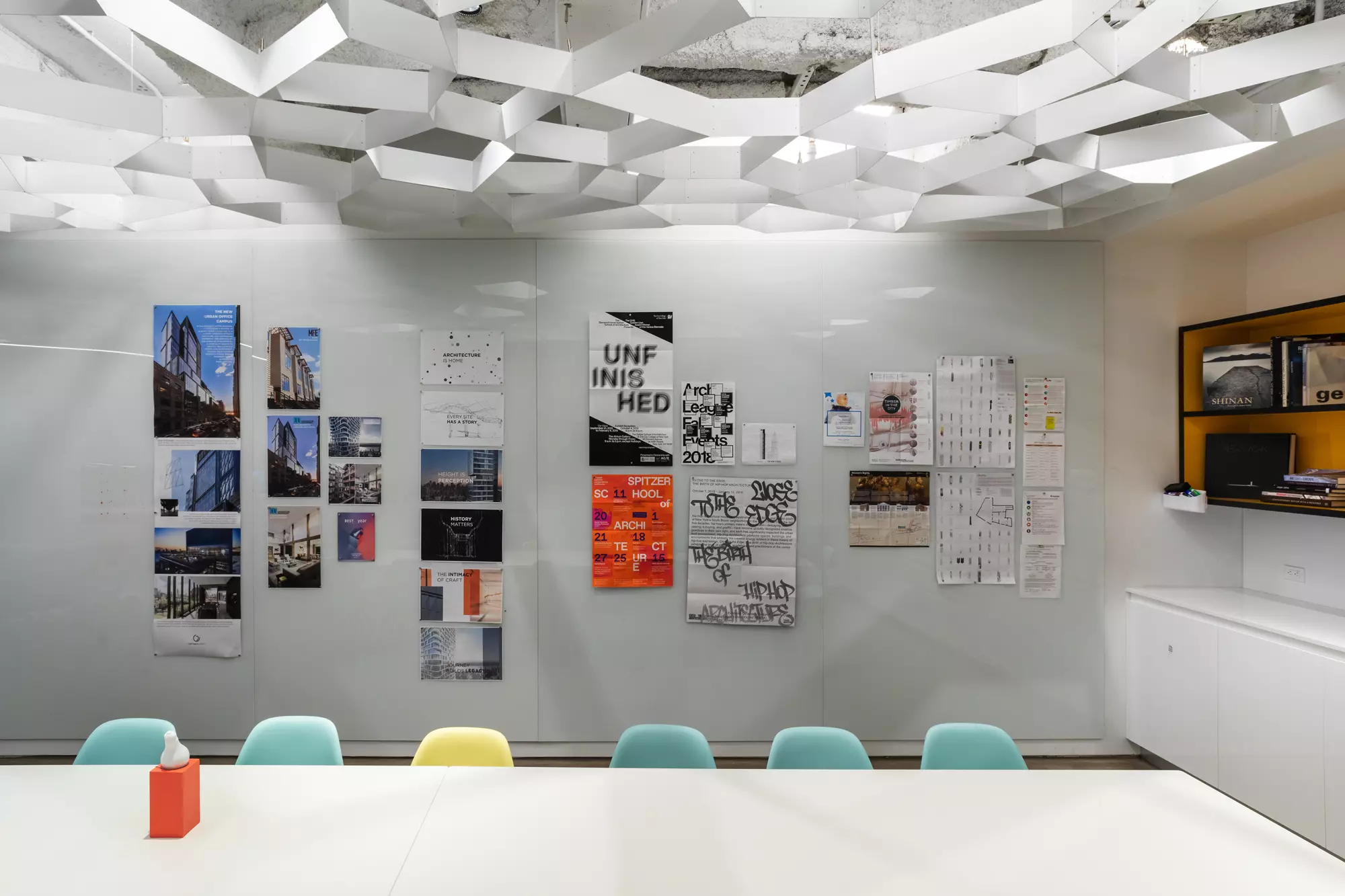 Kur aš dirbu: Architektūros ir interjero įmonė „CetraRuddy“ demonstruoja savo pačių suprojektuotus biurus 10208_13