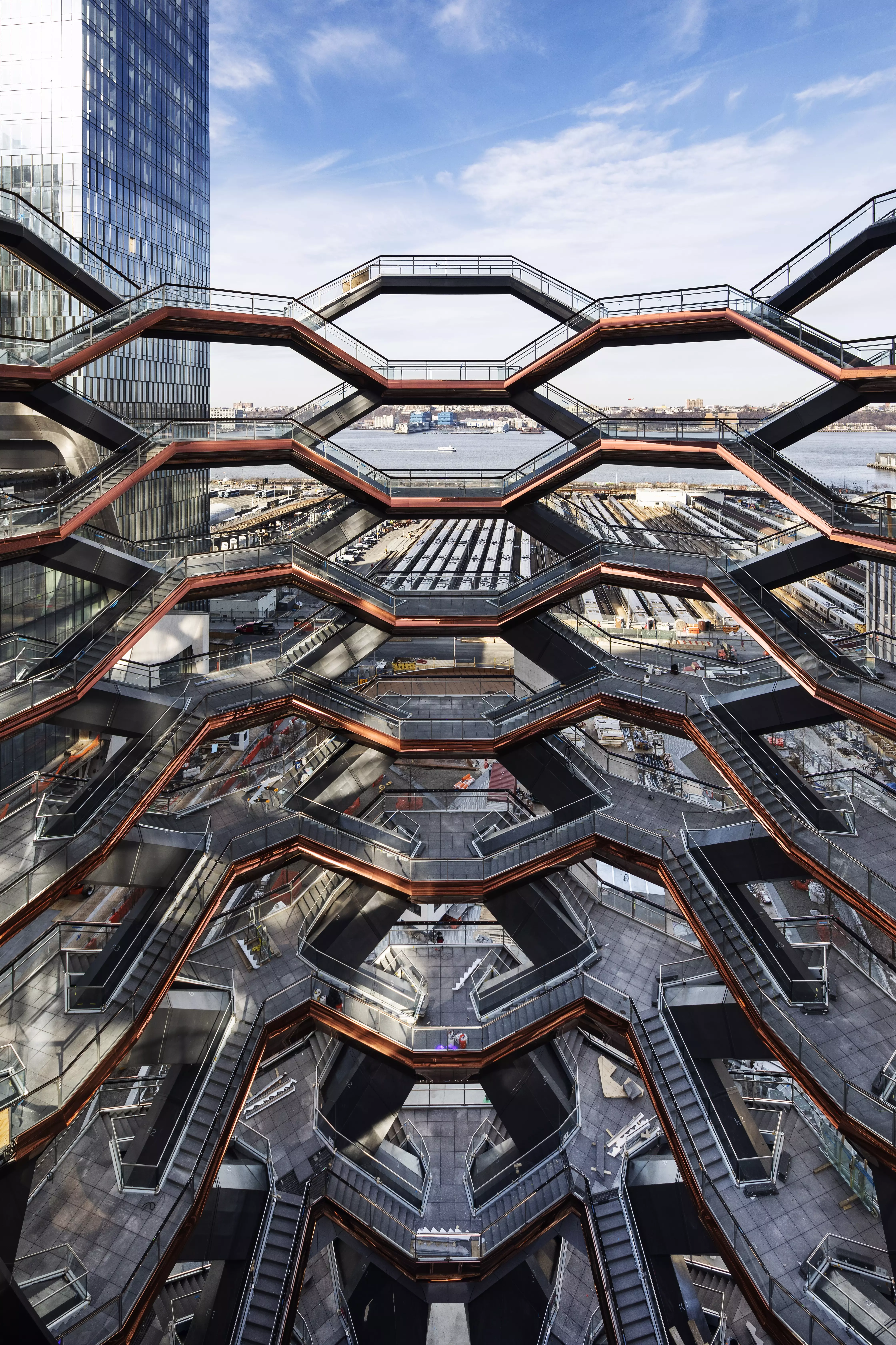 Nakon sedam godina izgradnje, Hudson Yards je sada OTVOREN 10356_6