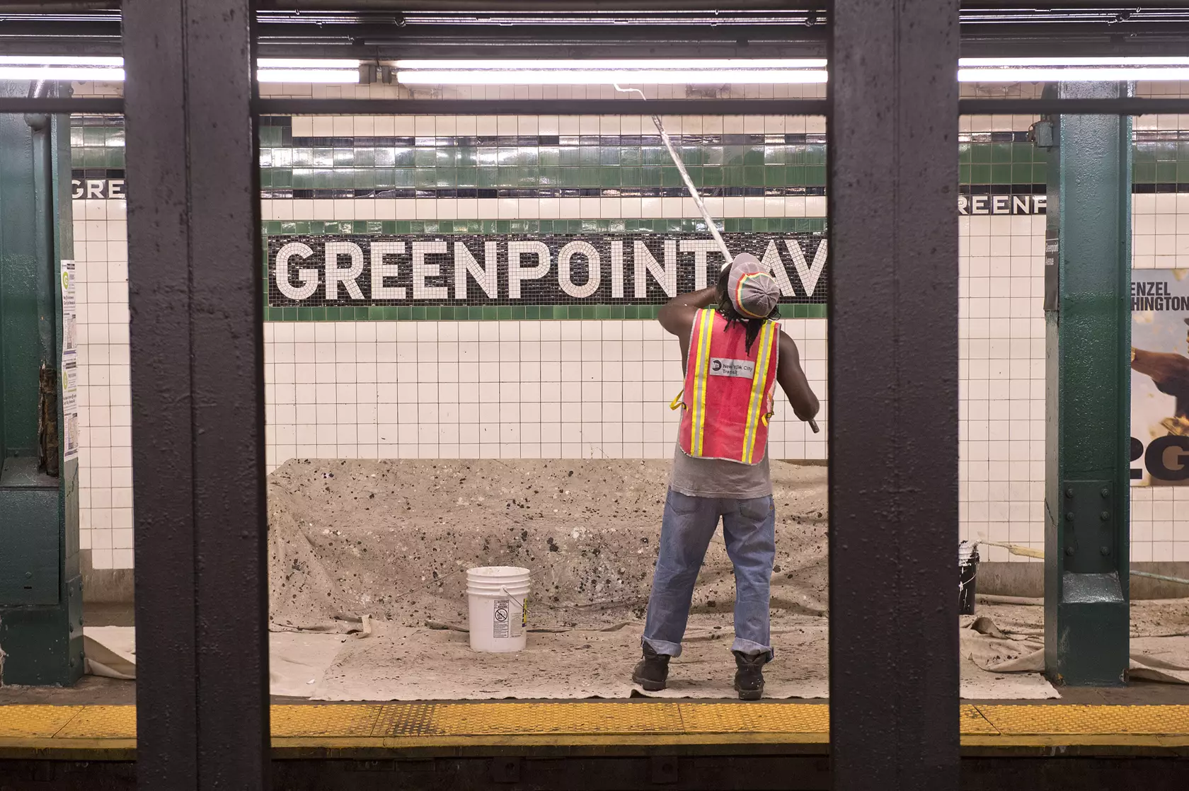 Станция Greenpoint Avenue G получит три лифта и все функции, соответствующие требованиям ADA. 10384_1
