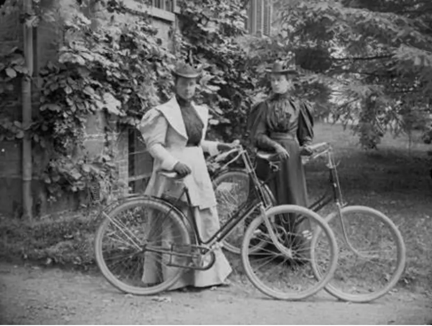 Zavrtite točkove na predstojećoj izložbi MCNY-ja 'Biciklizam u gradu: 200 godina istorije' 10528_2