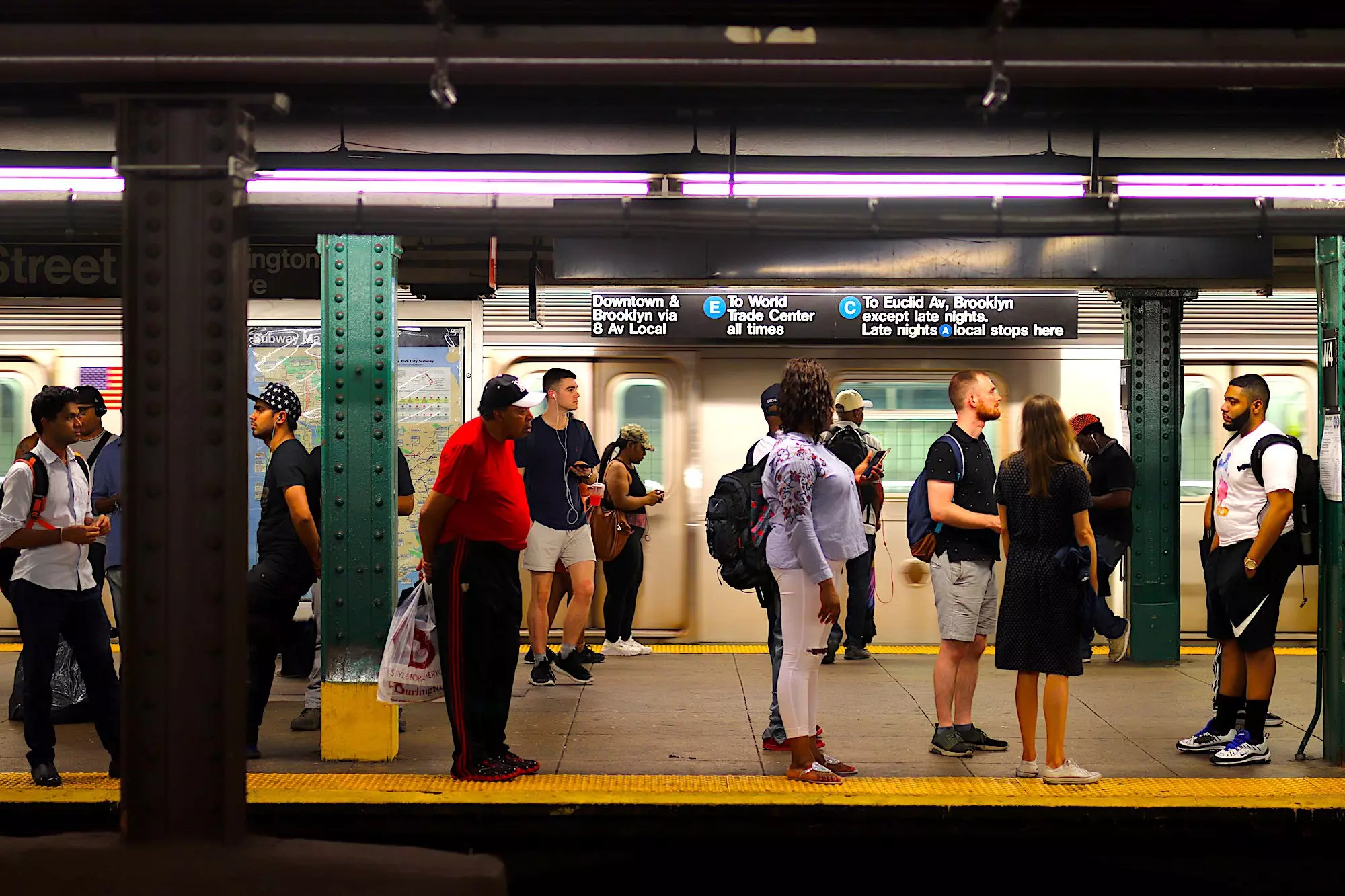 Dereng, têkçûn, û bêhêvî: Hema hema her xeta metroyê ji bo dîtina guheztina karûbarê vê hefteyê 10582_1