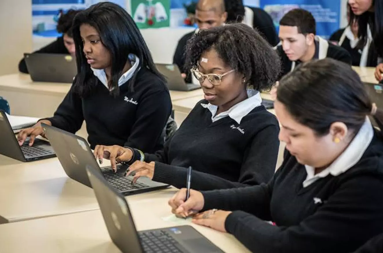 Amazon financera des cours d'informatique dans 130 écoles de New York 10843_1