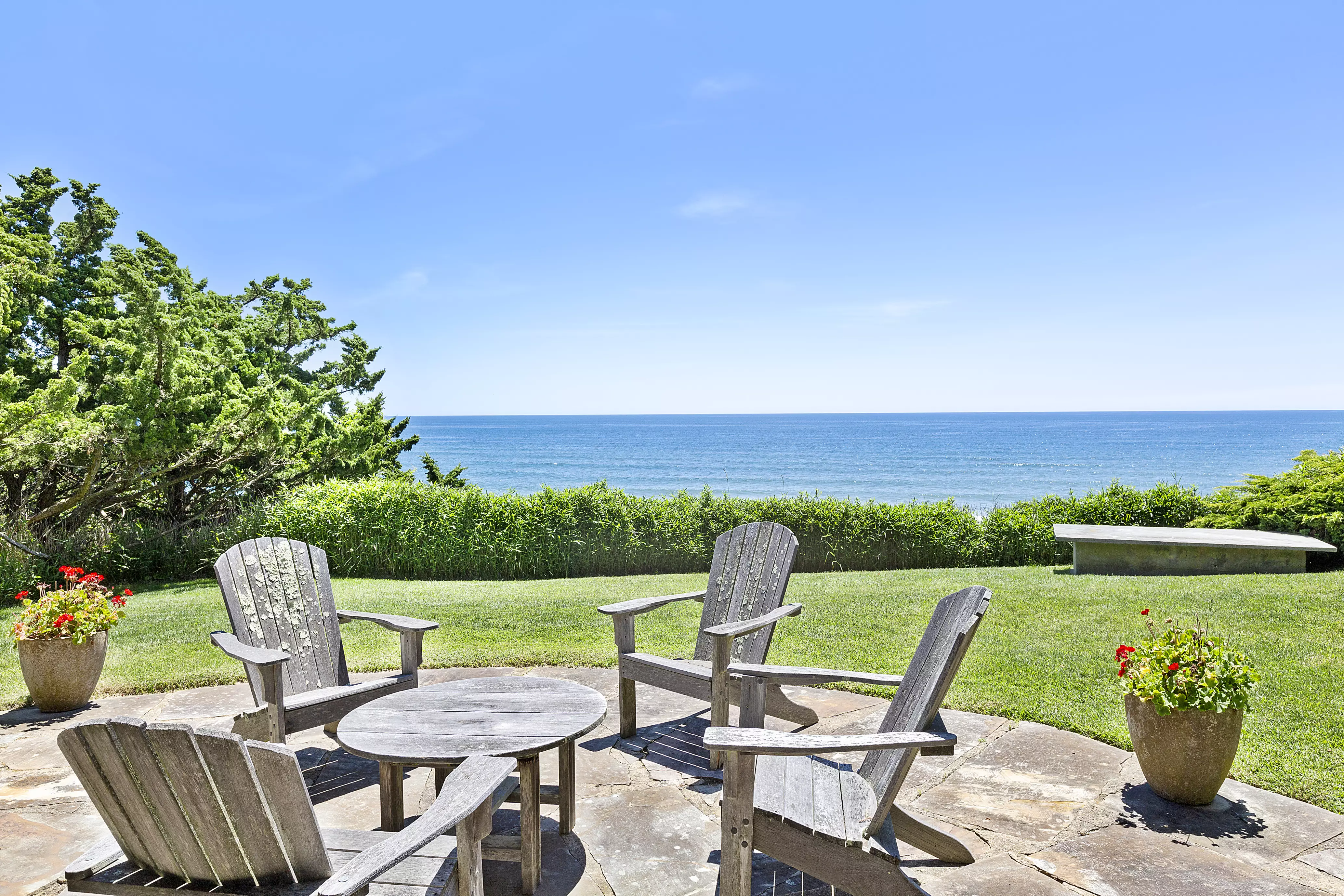 Edward Albee, តារាល្បីៗ, hamtons, montauk, 320 old montauk highway, cool listings