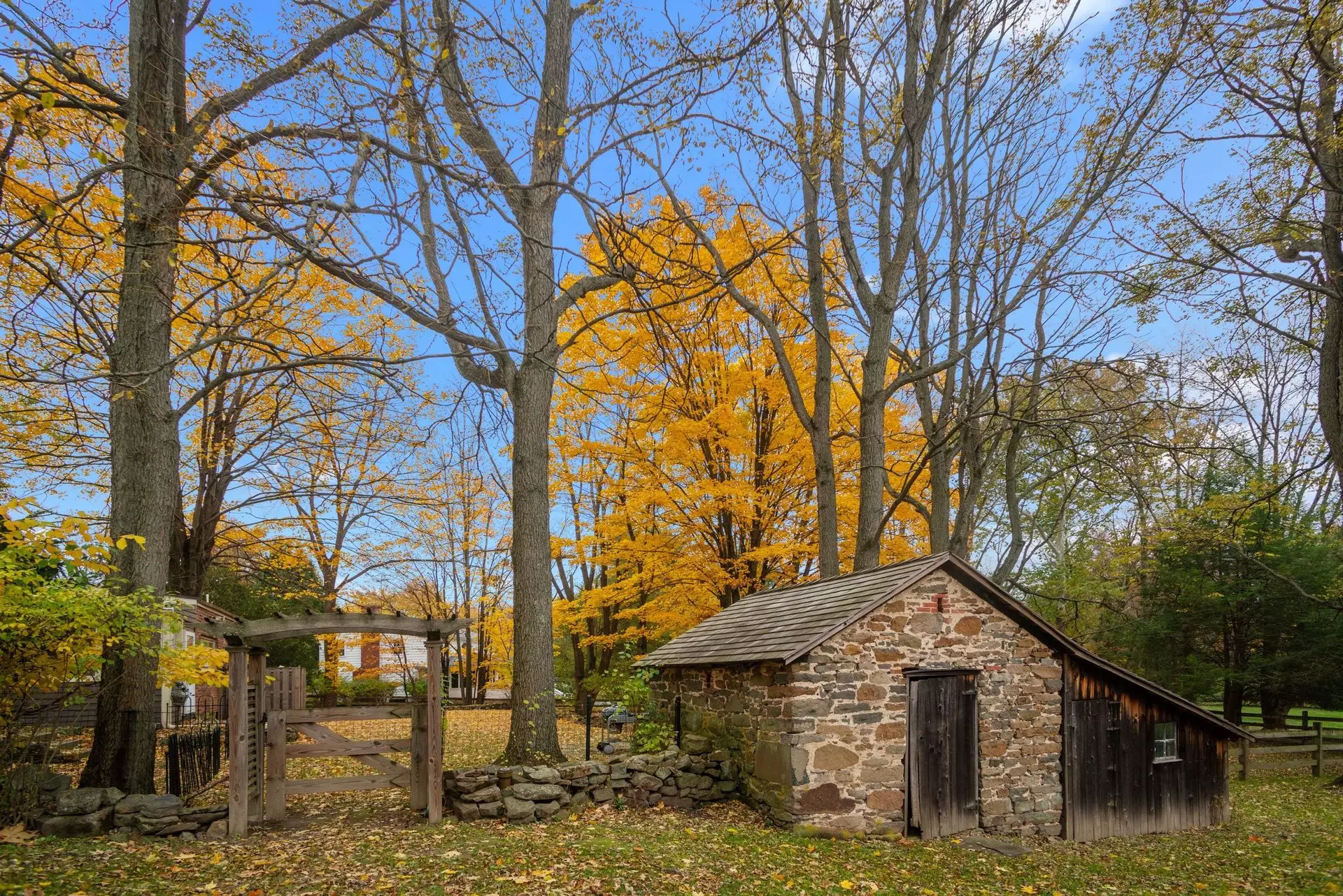 300 godina stara kuća u New Jerseyu koja je nekada bila domaćin George Washington traži 795 hiljada dolara 11524_3