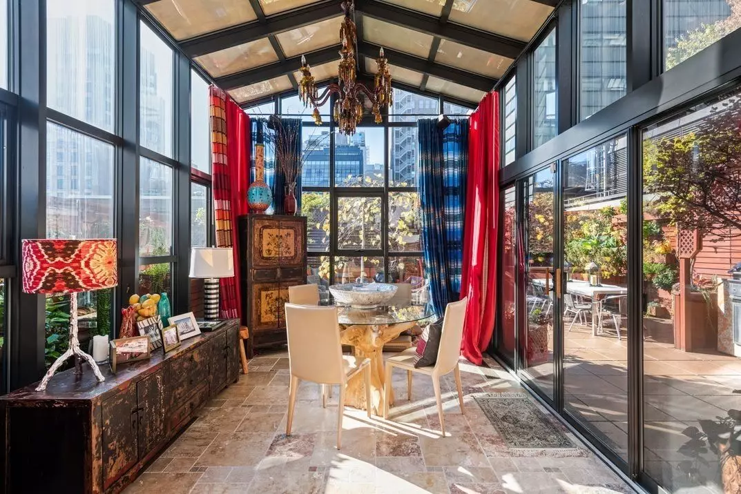 תיהנו ממאורה בסגנון מרוקאי מתחת לגג זכוכית בפנטהאוז הזה של יוניון סקוור בסך 7 מיליון דולר 11617_4