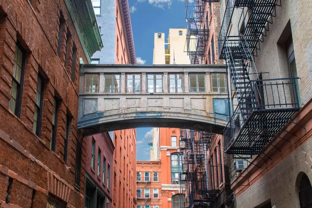 Histoarysk Tribeca skybridge-gebou wurdt opnij fermeld te keap en freget $ 35M 11697_9
