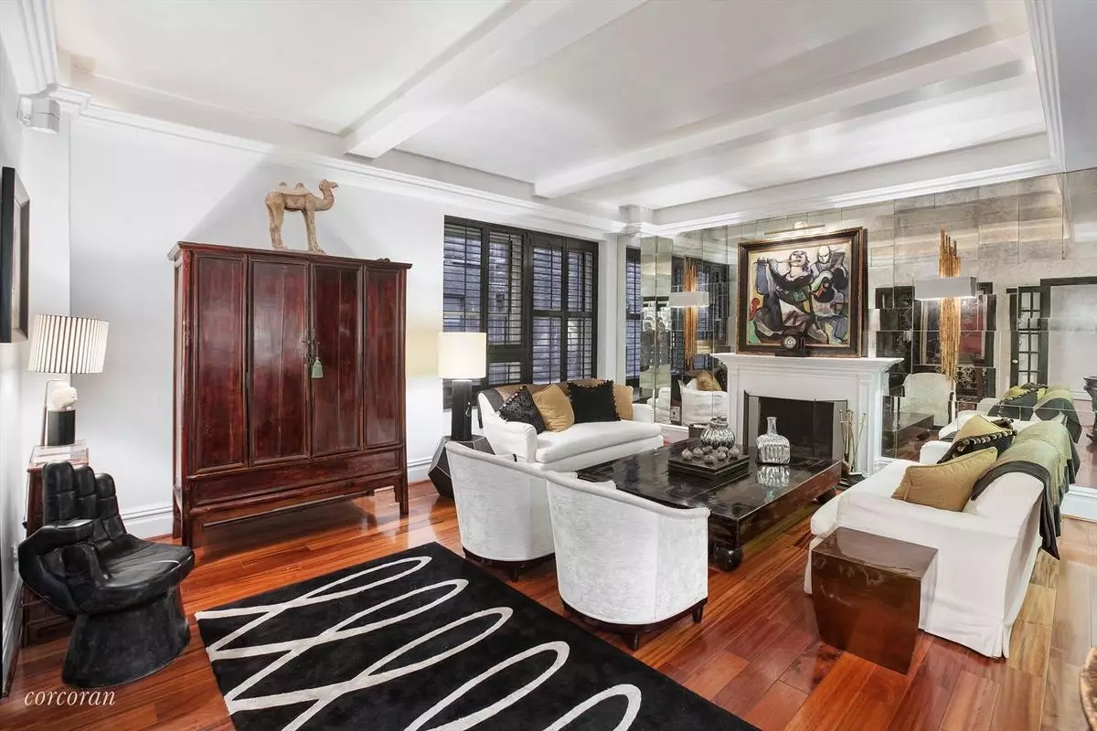 Humihingi ng $1.6M, itong Murray Hill co-op ay may address sa Park Avenue at old-world Manhattan glamor 11723_2