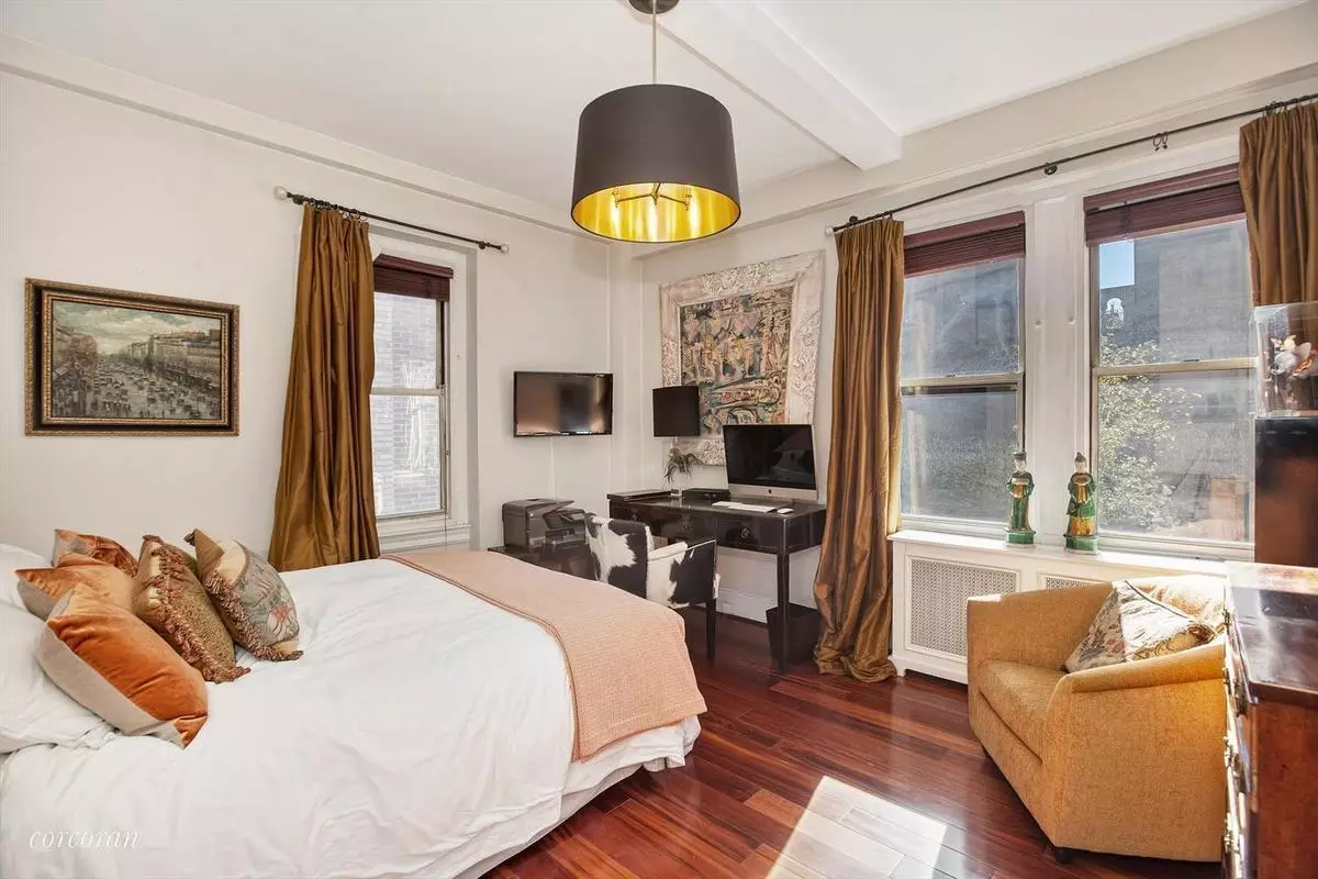 Con un precio de $ 1.6 millones, esta cooperativa de Murray Hill tiene una dirección de Park Avenue y el glamour del viejo mundo de Manhattan 11723_9