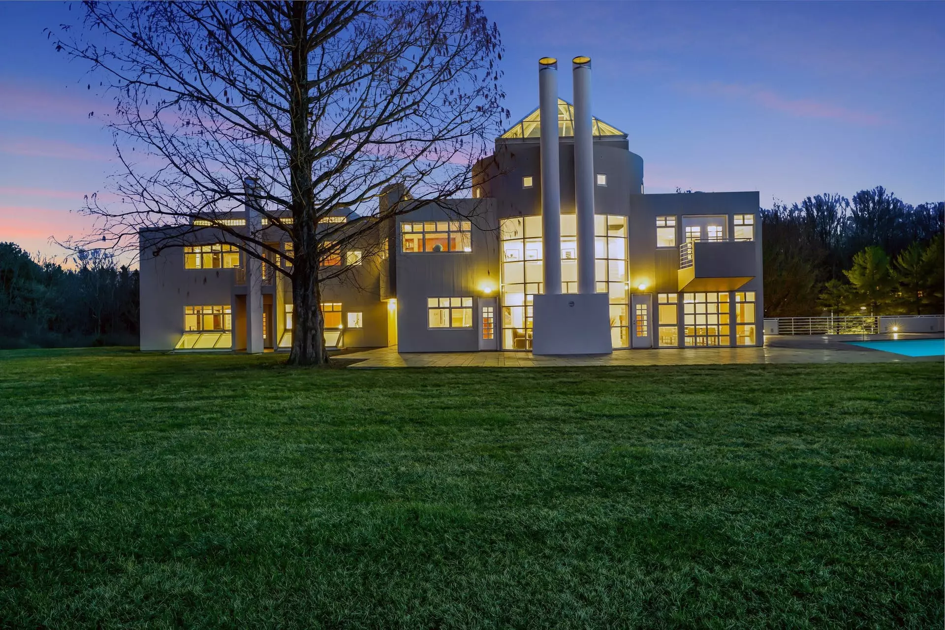 Ta med racketen og badedrakten til dette $5M 90-talls moderne NJ-hjemmet av Gwathmey Siegel 1182_22