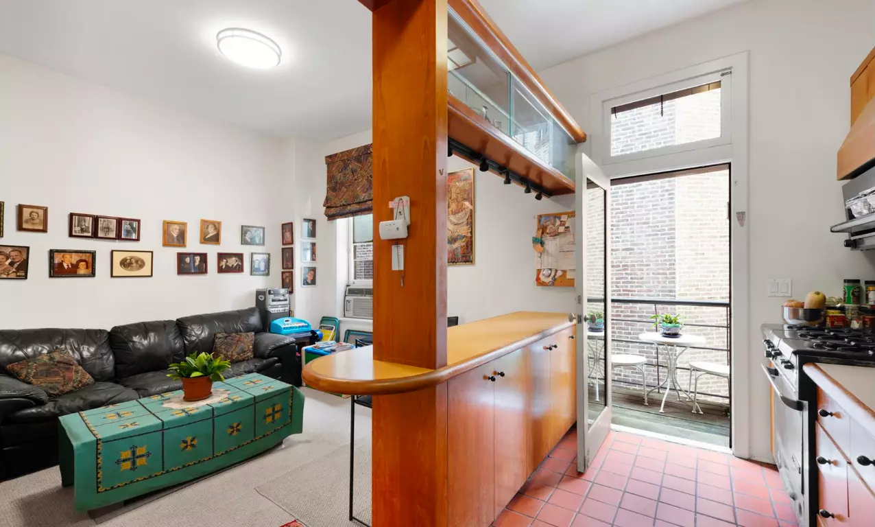 Šis istorinis Upper West Side miesto namas kainuoja 4,8 mln. USD pigiau nei Midtown butas 11865_7