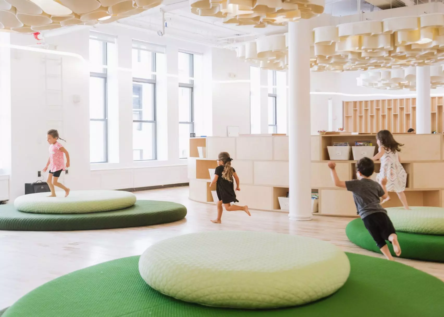 Wo inu ile-iwe alakọbẹrẹ akọkọ ti WeWork ni NYC ti a ṣe nipasẹ Bjarke Ingels 12321_1