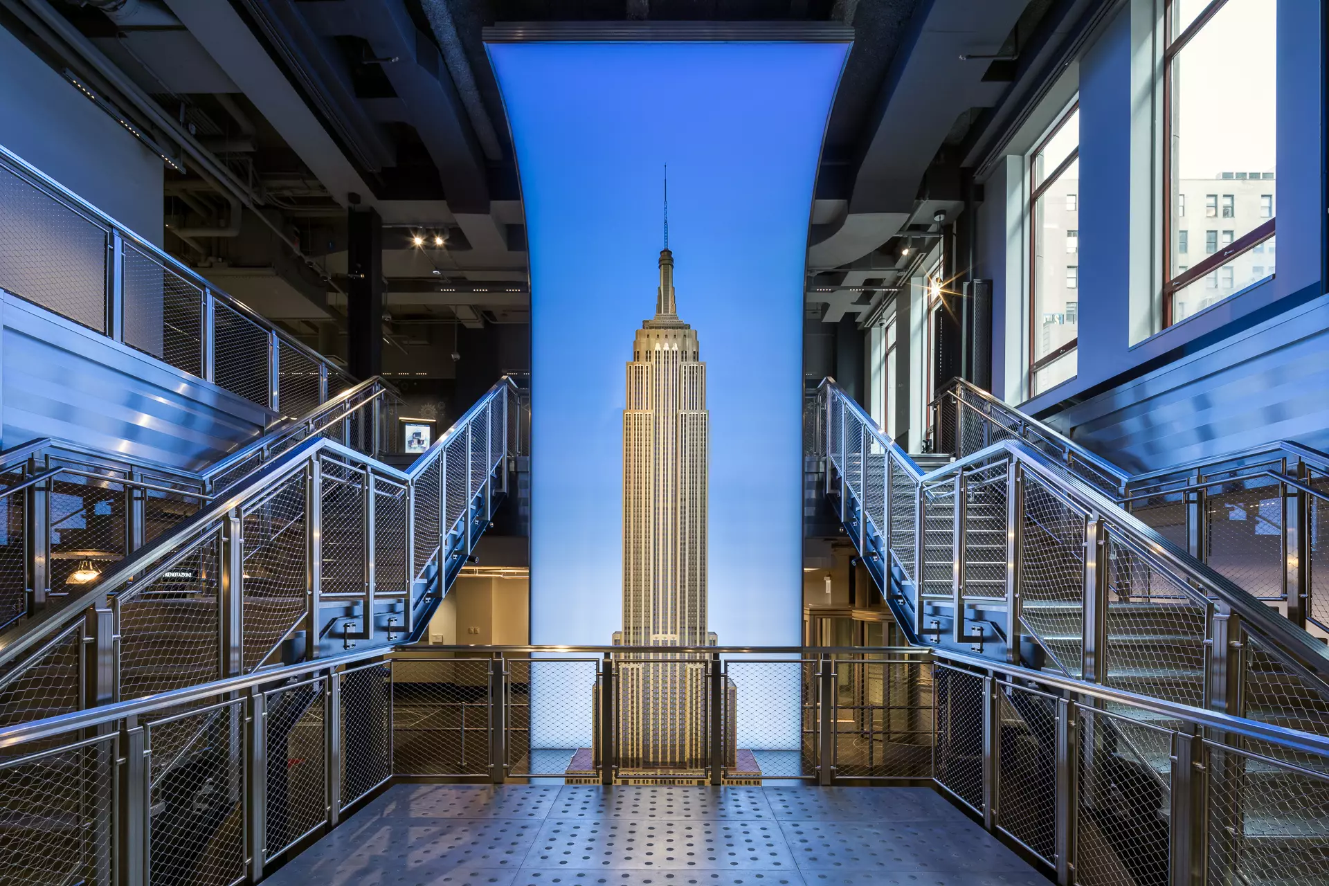Empire State Building avslører sin nye Deco-inspirerte Observatory-inngang 12528_5