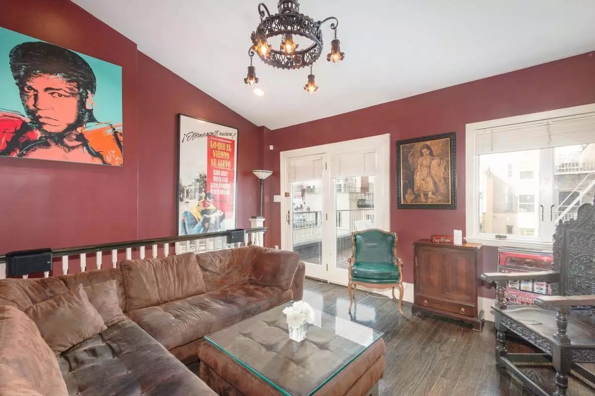 $4.4M Upper East Side penthouse ang nangunguna sa townhouse kung saan dating nanirahan si Marc Chagall 12861_2