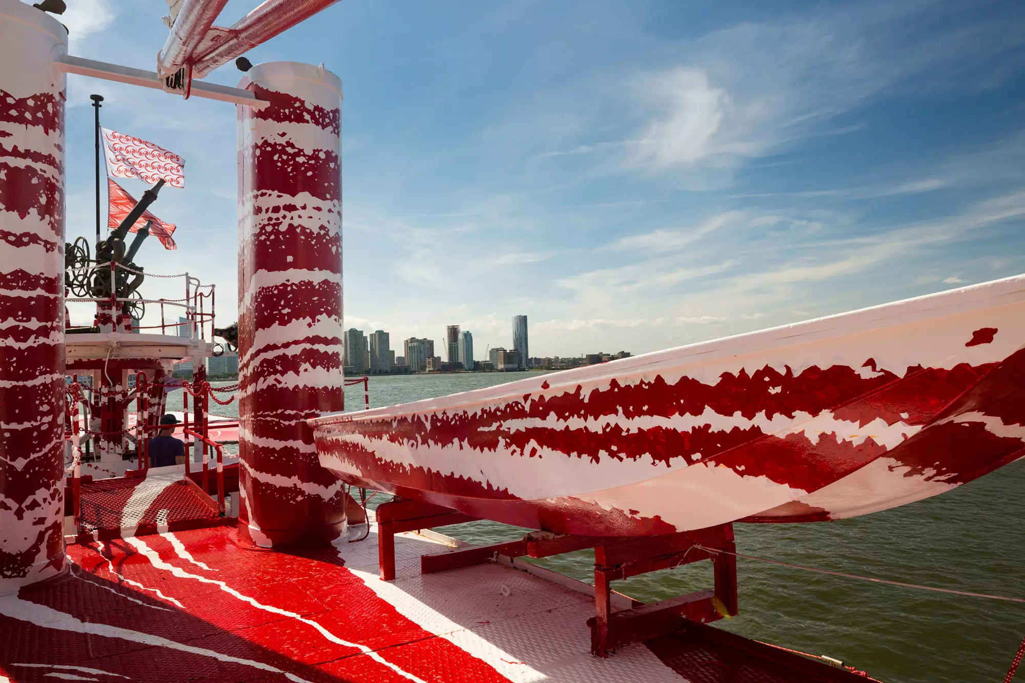 Historický požiarny čln dostane mramorovaný „oslňujúci“ dizajn predtým, ako sa toto leto vydá na plavbu okolo prístavu NY 13124_3