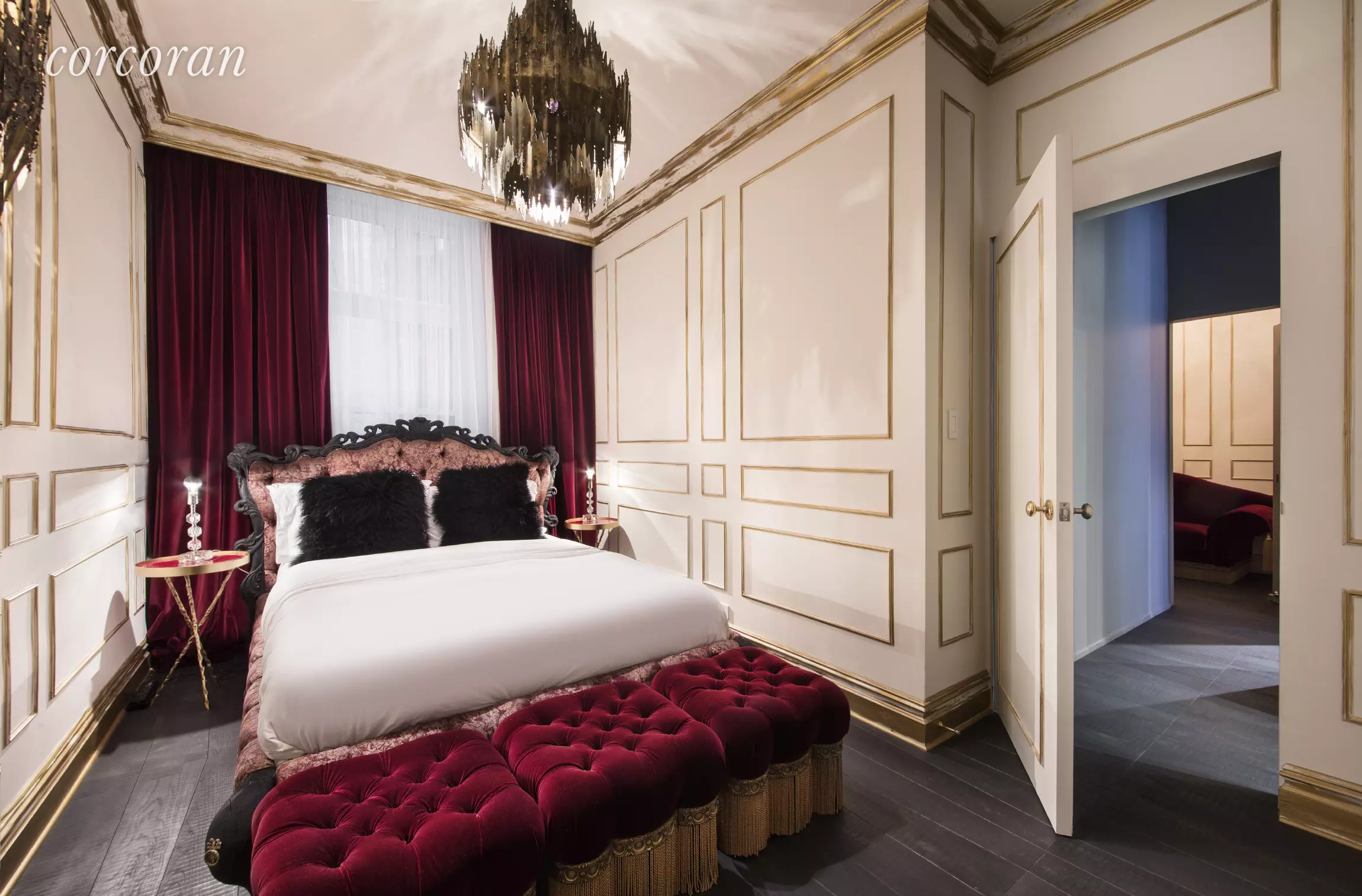 $12M सोहो लफ्ट पेरिसको एक भव्य होटल र कला ग्यालरी विगतबाट प्रेरित थियो 13203_9