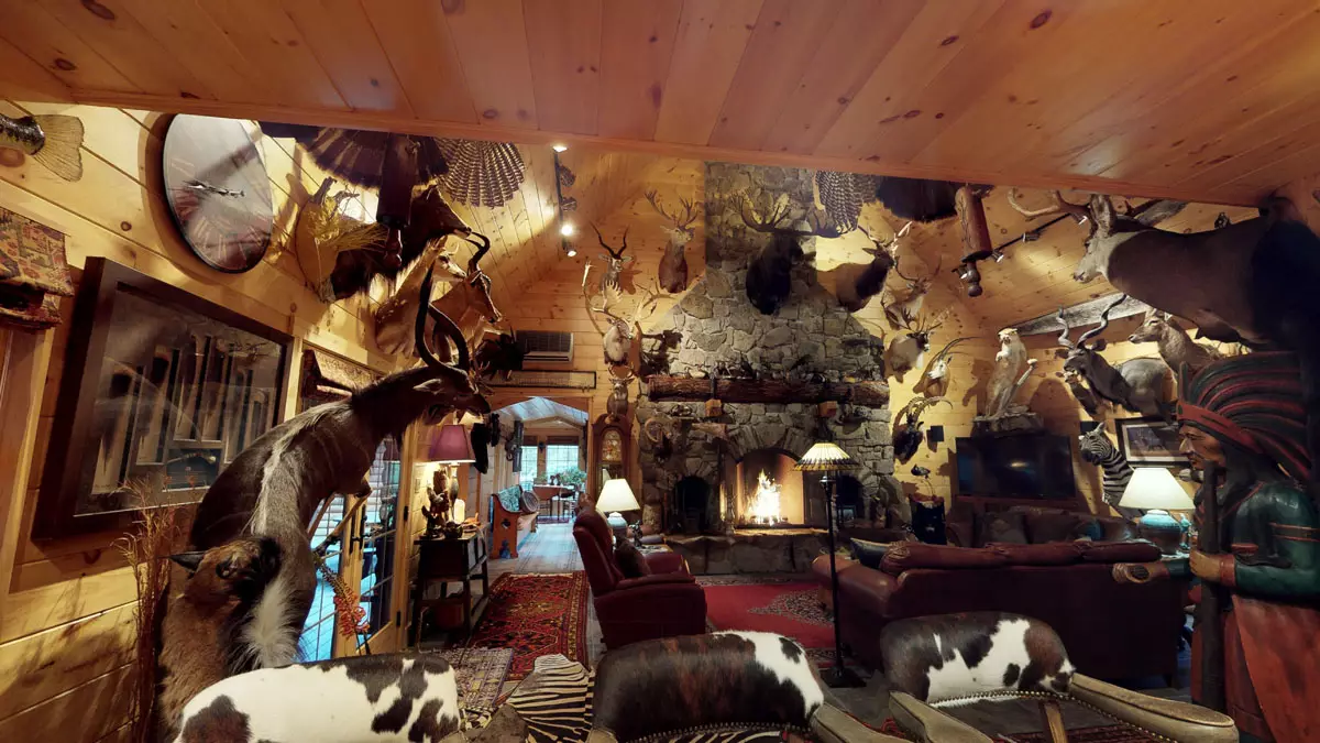 Cette cabane rustique et usine de taxidermie de Finger Lakes sur 90 acres pourrait être la vôtre pour seulement 1 million de dollars 13293_3