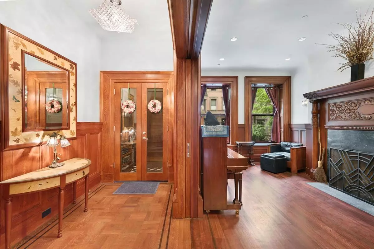 La storica villa dell'Upper West Side costruita per un fondatore del Dow Jones chiede 12 milioni di dollari 13342_1