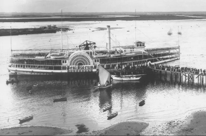 Mengingat bencana terburuk dalam sejarah maritim NYC: Tenggelamnya feri General Slocum 13353_1