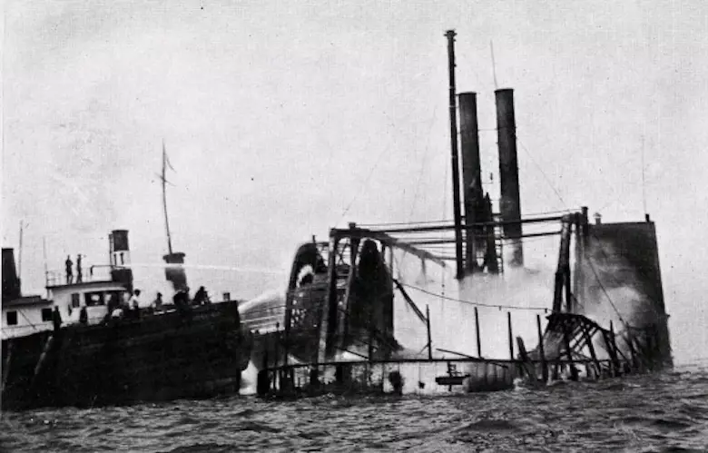 ニューヨークの海事史上最悪の災害を思い出して：ジェネラルスローカムフェリーの沈没 13353_3