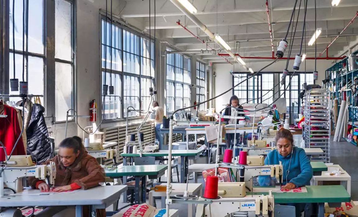 La città svela il piano per mantenere l'industria della moda nel Garment District 13483_1