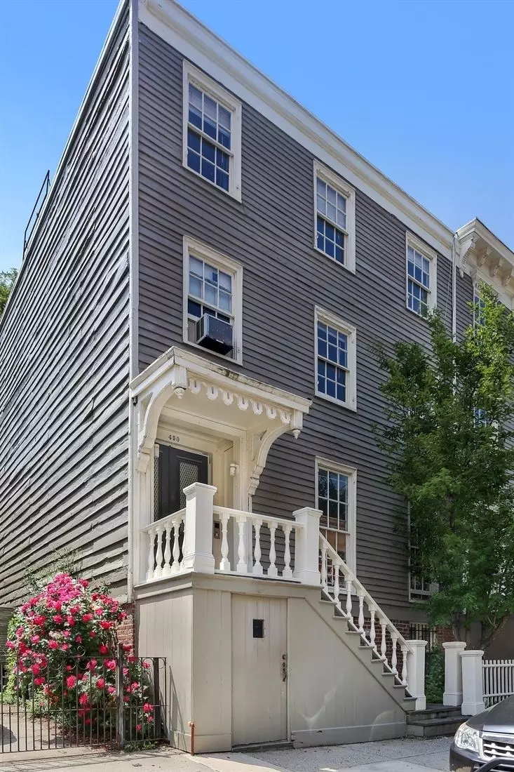 Äg ett par hus från 1840-talet i Clinton Hill för 4,4 miljoner dollar 13506_2