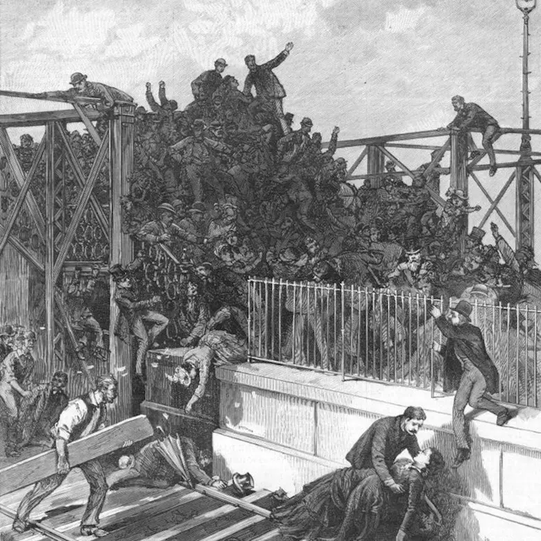 Բրուքլինի կամրջի բացումից մեկ շաբաթ անց, նրա փլուզման մասին լուրերը ճակատագրական հրմշտոցի պատճառ են դարձել. 13547_2