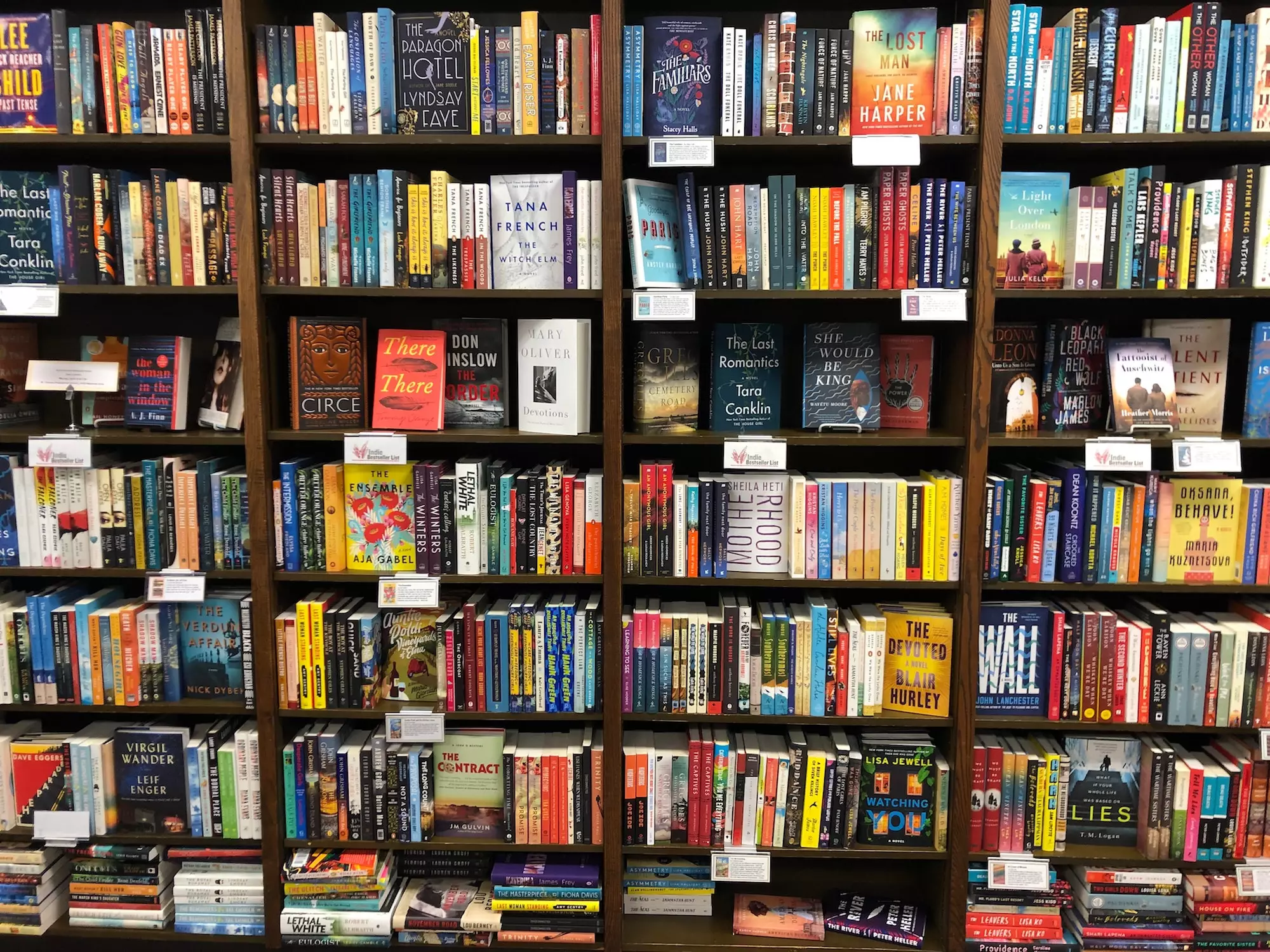 Sebuah 'penjelajahan toko buku' kembali ke Brooklyn bulan ini 1356_1