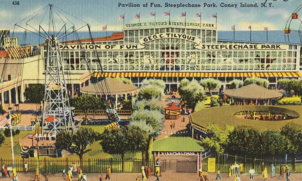 52 anni fa, il padre di Donald Trump ha demolito l'amato Steeplechase Park di Coney Island 13735_1