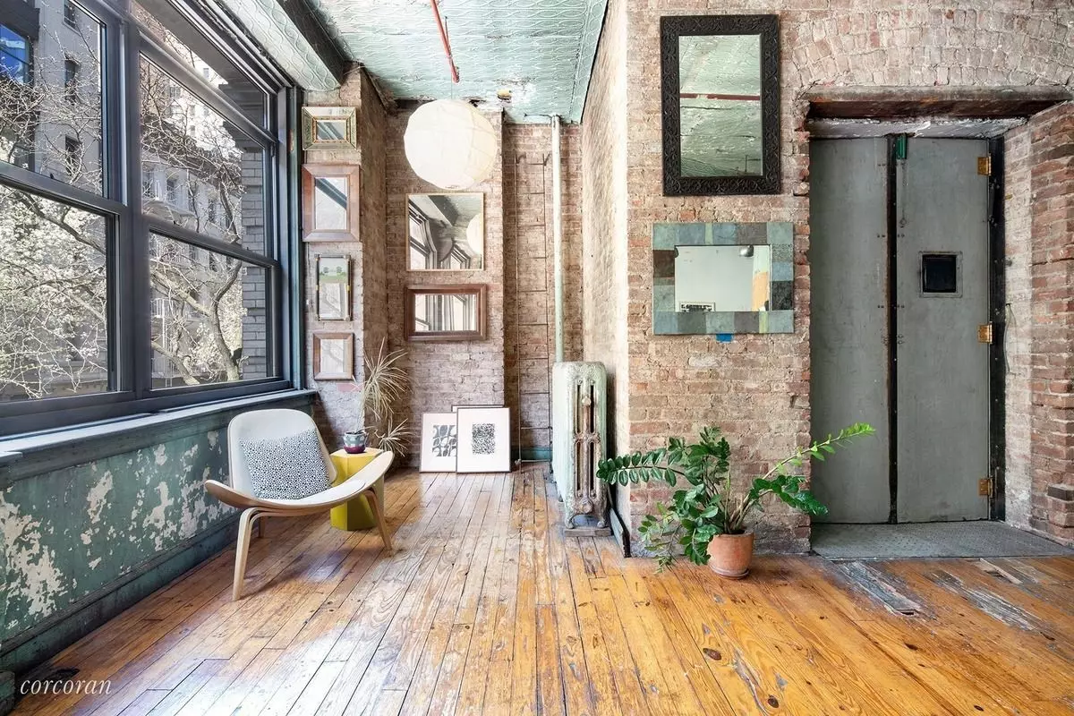 139 West 17th Street, cool listings, laetitia wolff, Harvey Tulcensky, lofts, chelsea, co-ops