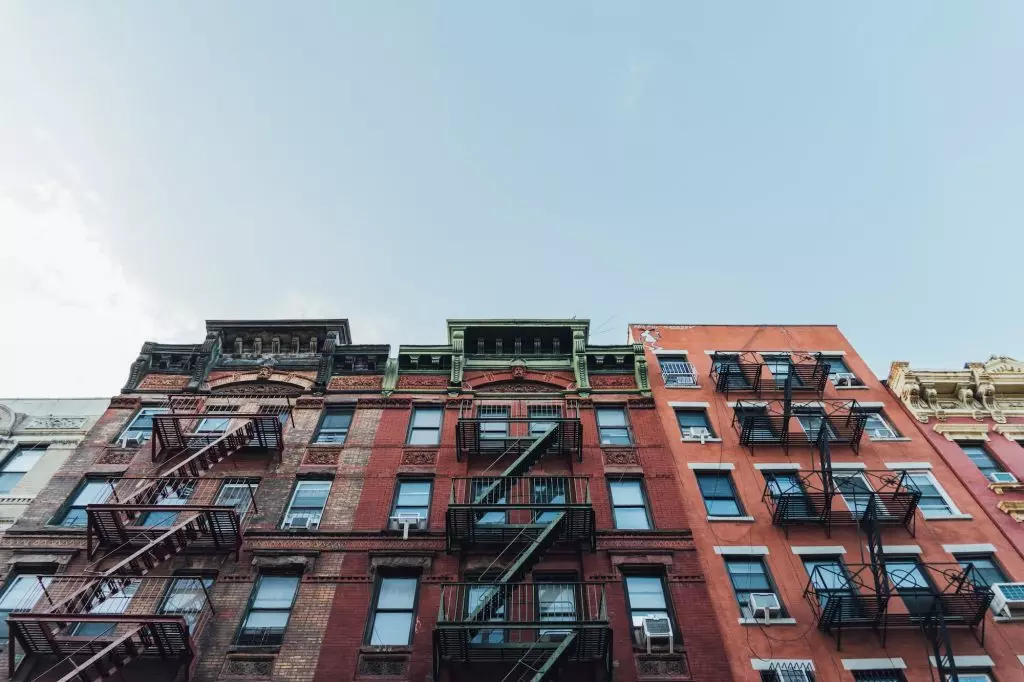 NYC fryser hyran för stabiliserade lägenheter