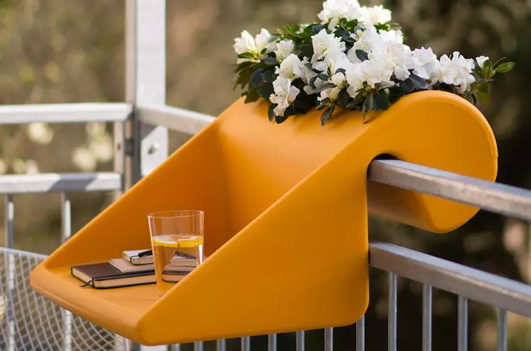 Michael Hilgers, balkonski stol, BalKonzept, vanjski stol, balkonski stol, Rephormhaus, reciklirana polietilenska plastika, šareni dizajn