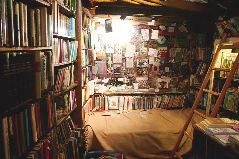 スタックの背後にある生活：ニューヨーク図書館の秘密のアパート 14397_1