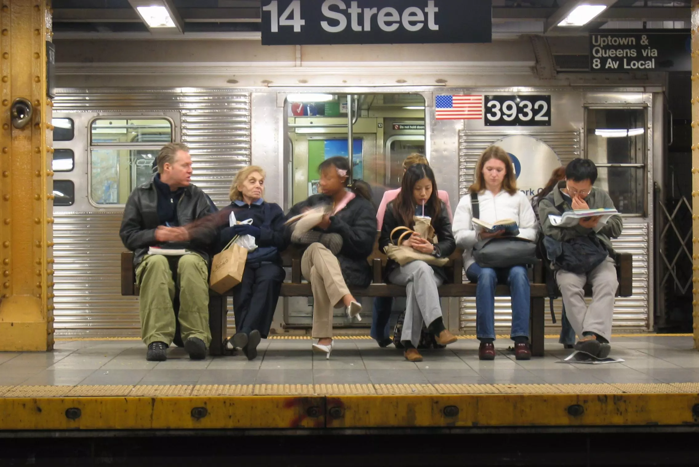 NYCs tunnelbana såg 30 miljoner färre resor förra året 14736_1