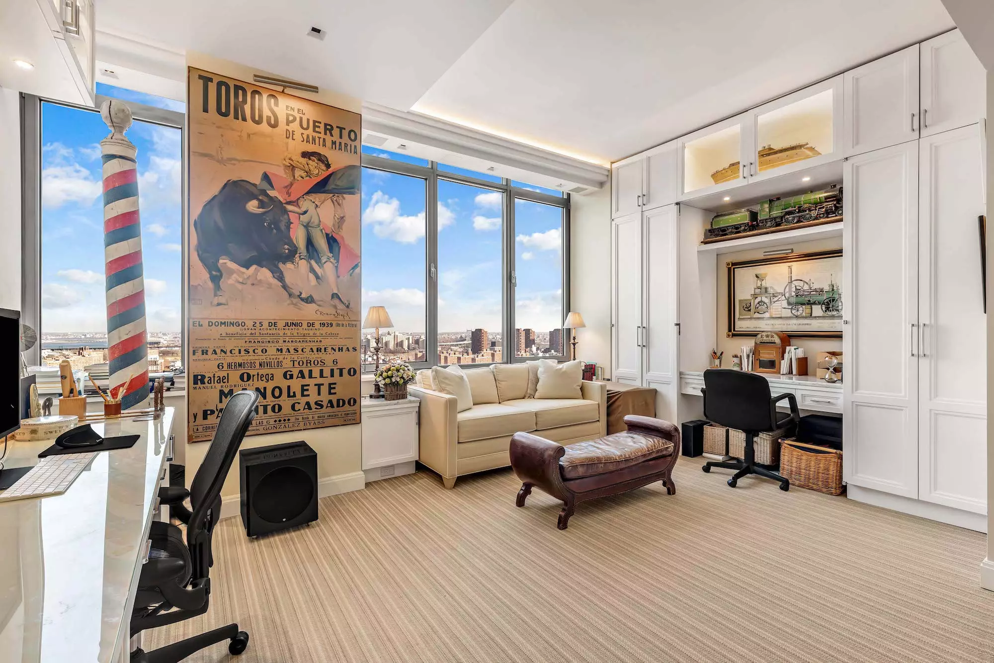 Ad Harlem, un condominio d'angolo pieno di tesori con un'enorme terrazza all'aperto chiede $ 4 milioni 1517_13