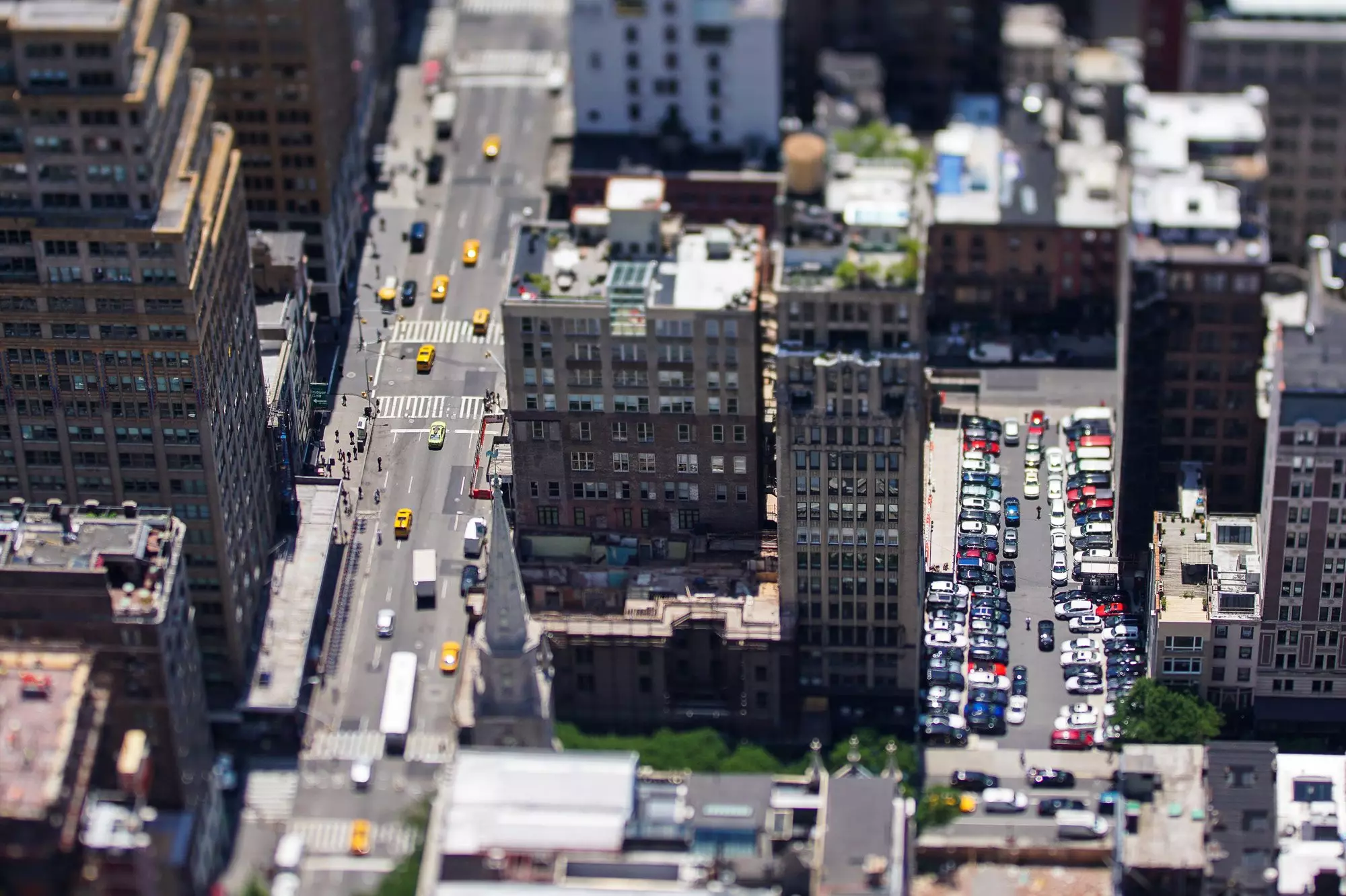Niujorko pakeistas dydis, Jasperas Leonardas, fotografija su pakreipimu, NYC aerofotografija