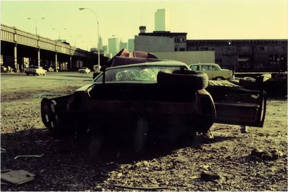 The Urban Lens: Kusiyidwa ndi kuwonongeka m'mphepete mwa nyanja ya Greenwich Village ya m'ma 1970 15402_2