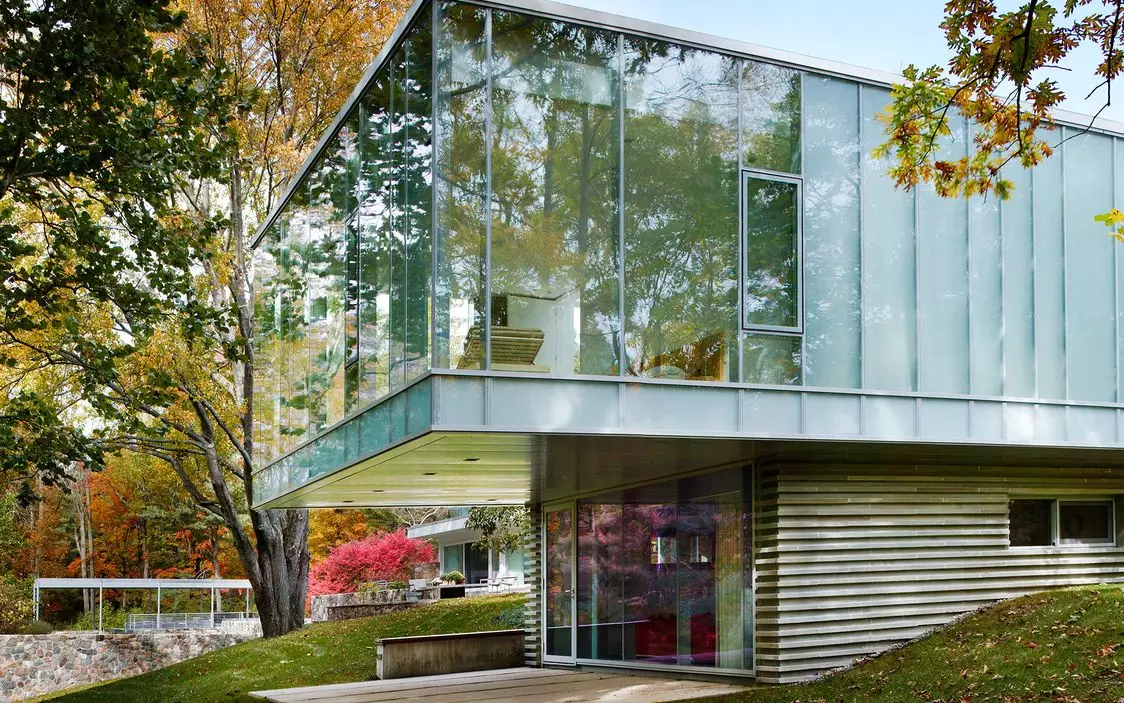 Το σπίτι 4,35 εκατομμυρίων δολαρίων στο Κονέκτικατ που σχεδιάστηκε για τον εαυτό του, Marcel Breuer, έλαβε μια προσθήκη από γυαλί και ατσάλι 15724_1