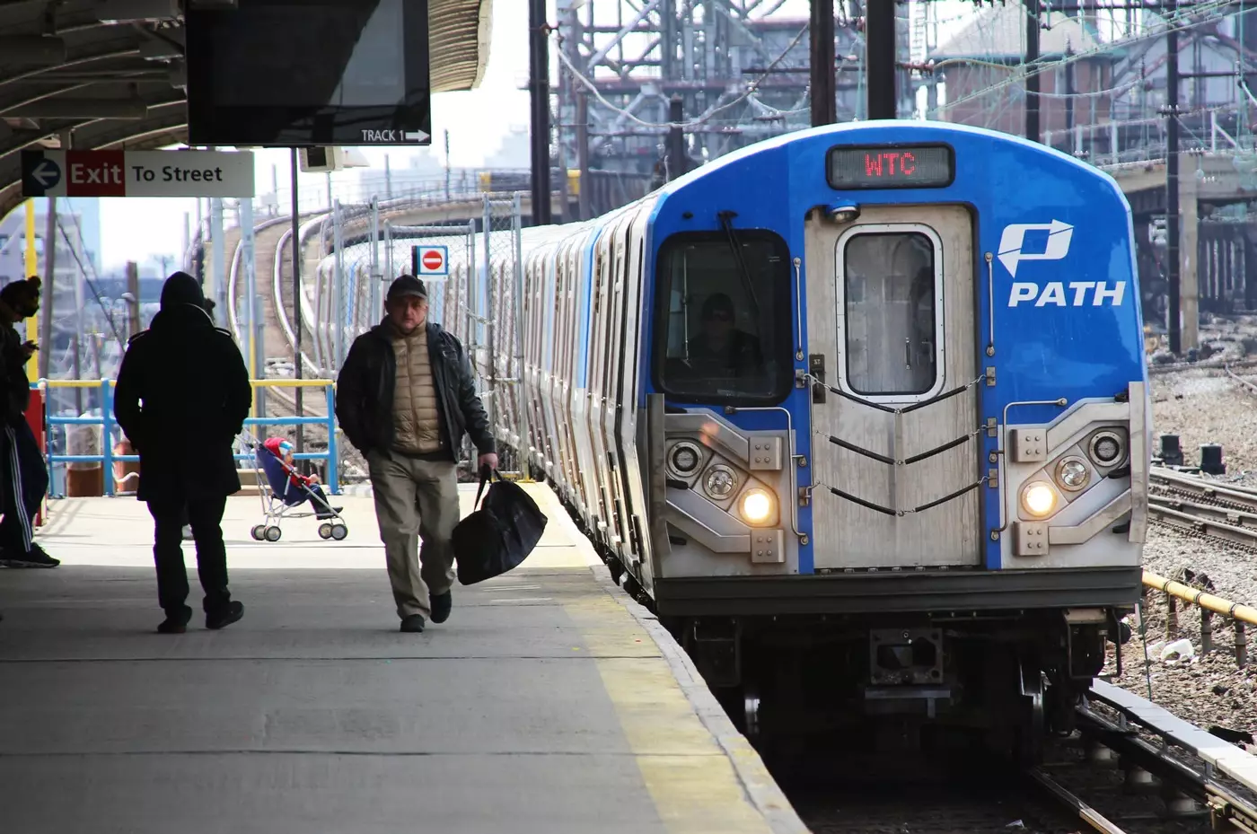 PATH trenini Newark havaalanına kadar uzatma önerisi bu hafta halka açık toplantılara gidiyor 15774_1