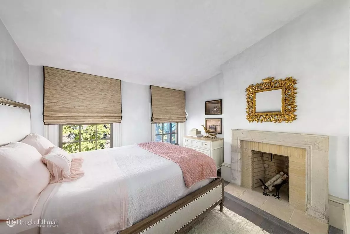 La casa adosada de West Village de Courtney Love se alquila por $ 11.25 millones después de un cambio de imagen elegante 15937_10