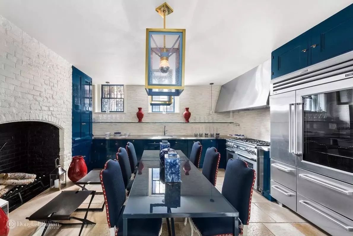 La casa adosada de West Village de Courtney Love se alquila por $ 11.25 millones después de un cambio de imagen elegante 15937_7