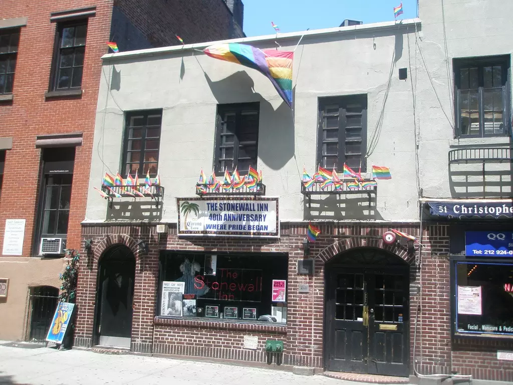 Stonewall Inn, Christopher Street, historia LGBT