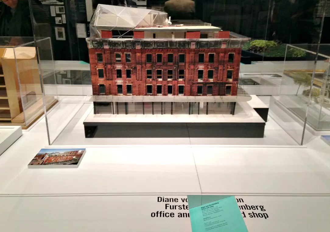 Muzej grada New Yorka, izložba Saving Place, zakon o znamenitostima New Yorka