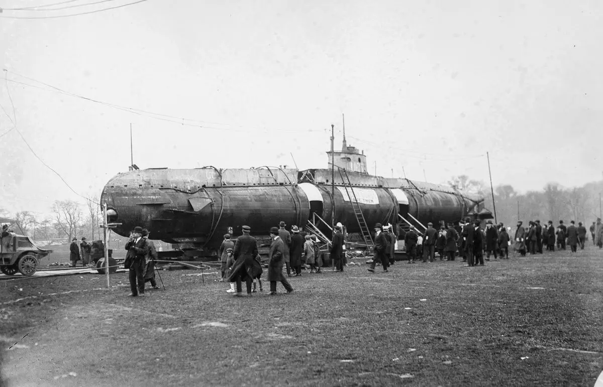 Нямецкая лодка, Цэнтральны парк, Дзень Волі, 1917