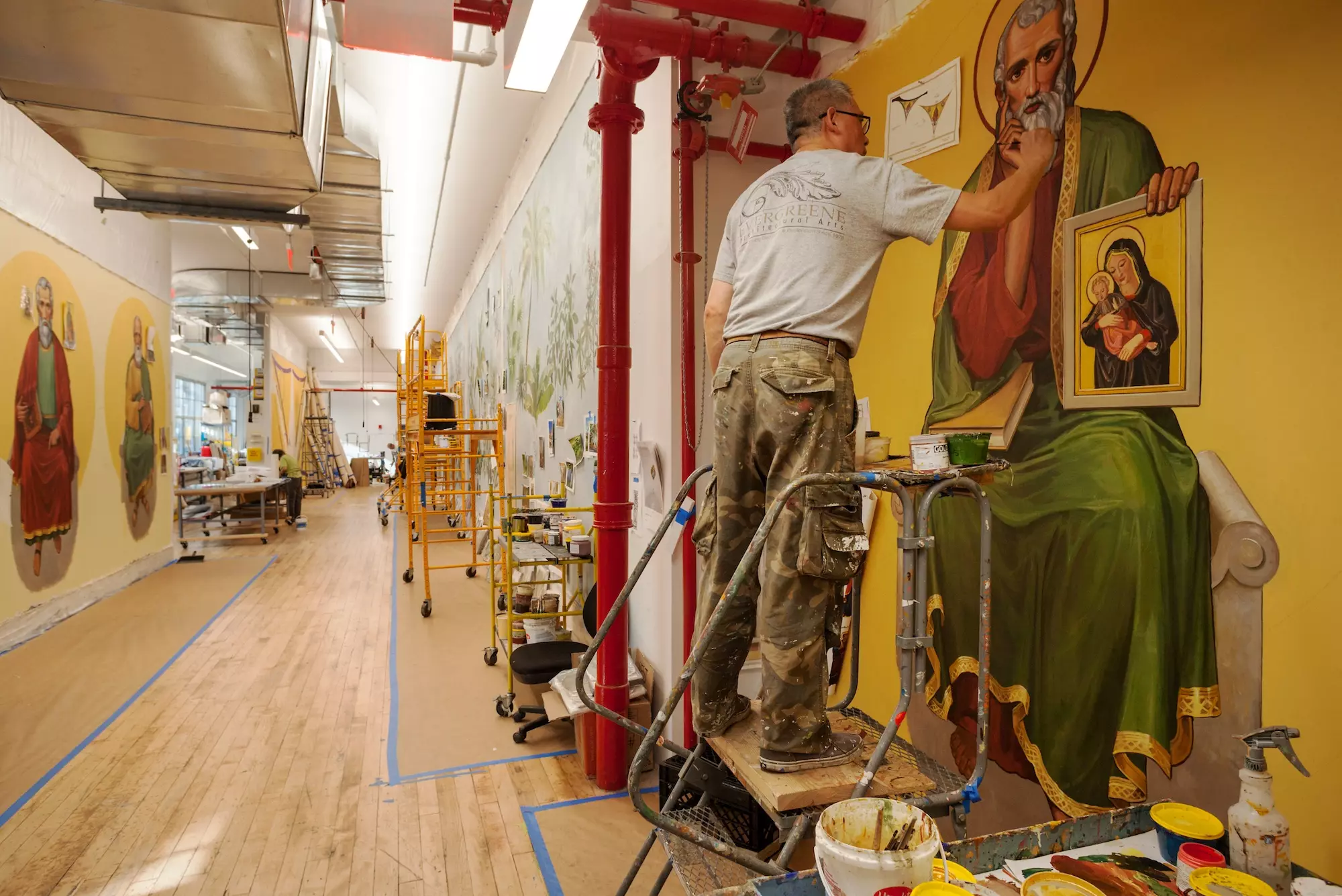 ငါအလုပ်လုပ်သည့်နေရာ- Evergreene ဗိသုကာအနုပညာရှိ အင်္ဂတေနှင့် နံရံဆေးရေးစတူဒီယိုများအတွင်း 16274_1