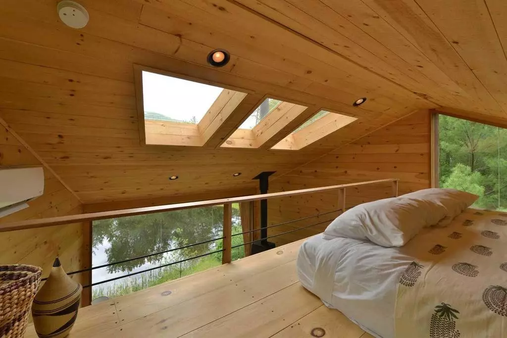 Antony Gibbon, catskills treehouse, airbnb, treehouse so catskills, woodstock
