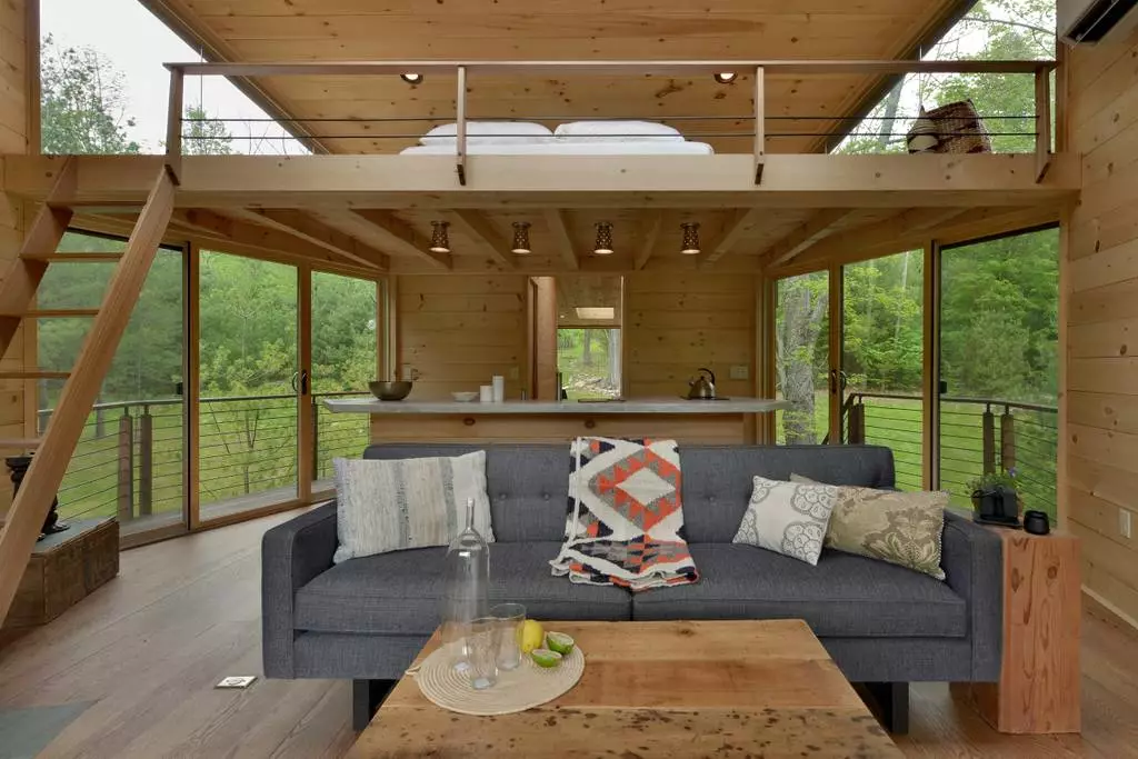 Antony Gibbon, casa del árbol catskills, airbnb, vacaciones en la casa del árbol catskills, woodstock