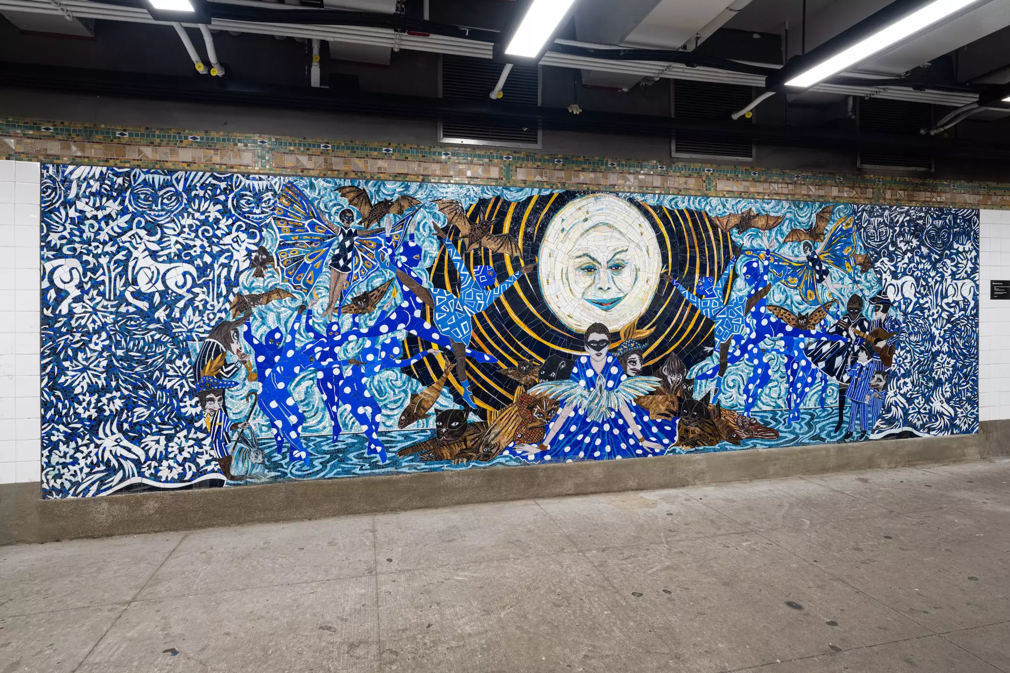 I-MTA yembula ama-mosaic amasha anemibala engaphansi komhlaba e-Bedford naseziteshini zesitimela i-1st Avenue L 1635_4